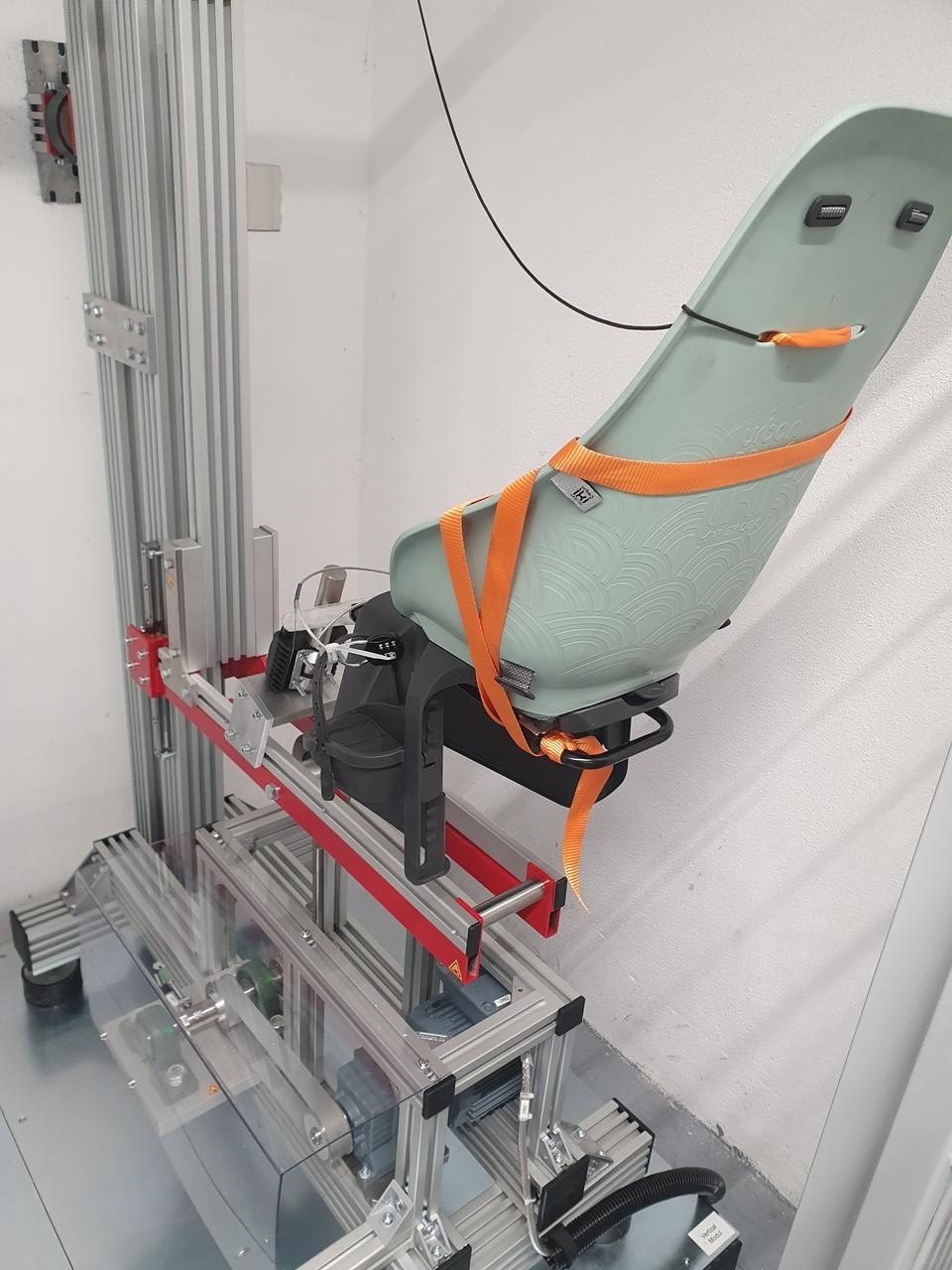 Test bench for child bicycle seats - Weinmann Prüftechnik
